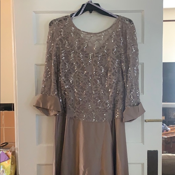 JS Collections | Dresses | Js Collections Formal Dress | Poshmark